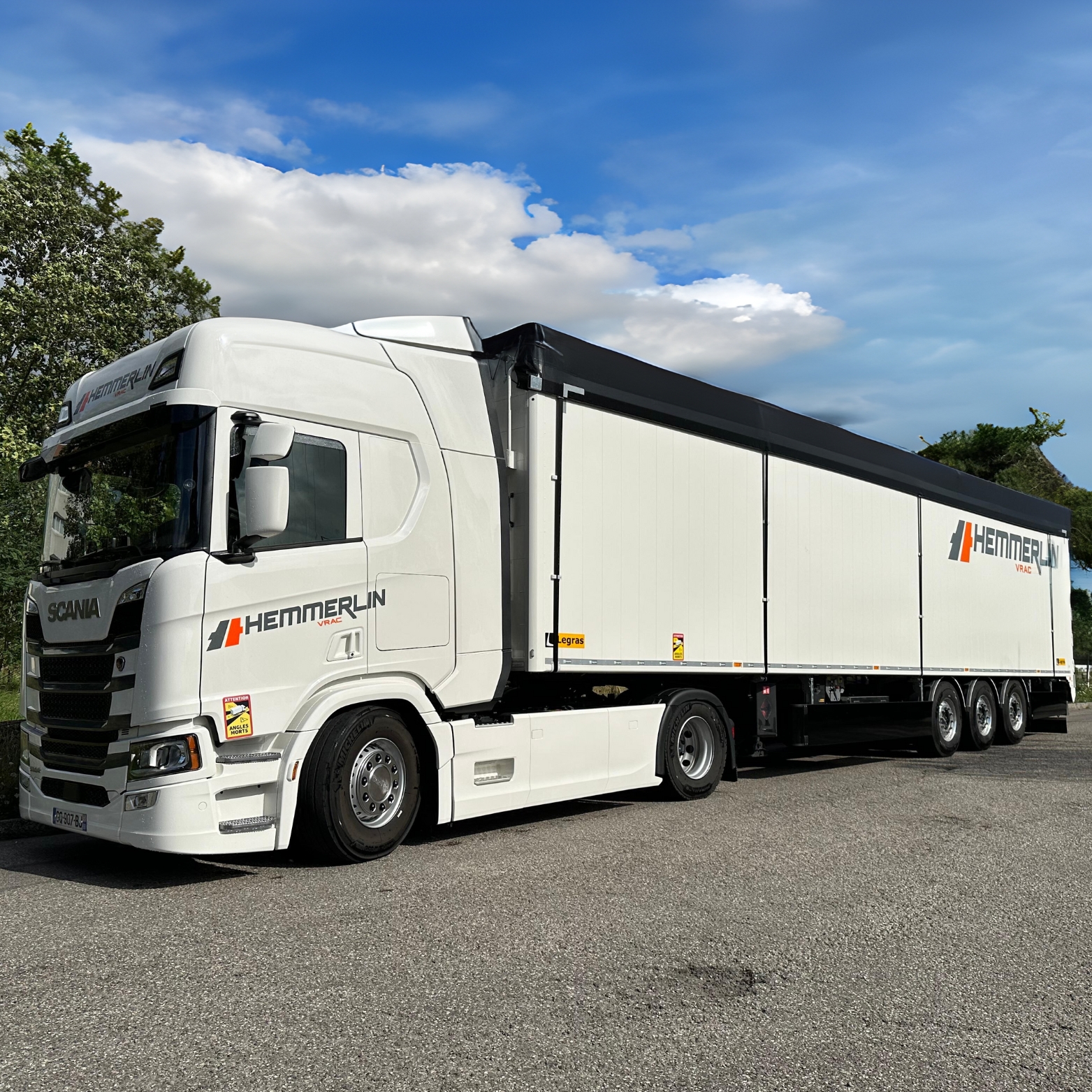 Remorques FMA : La solution polyvalente pour le transport Vrac | Hemmerlin